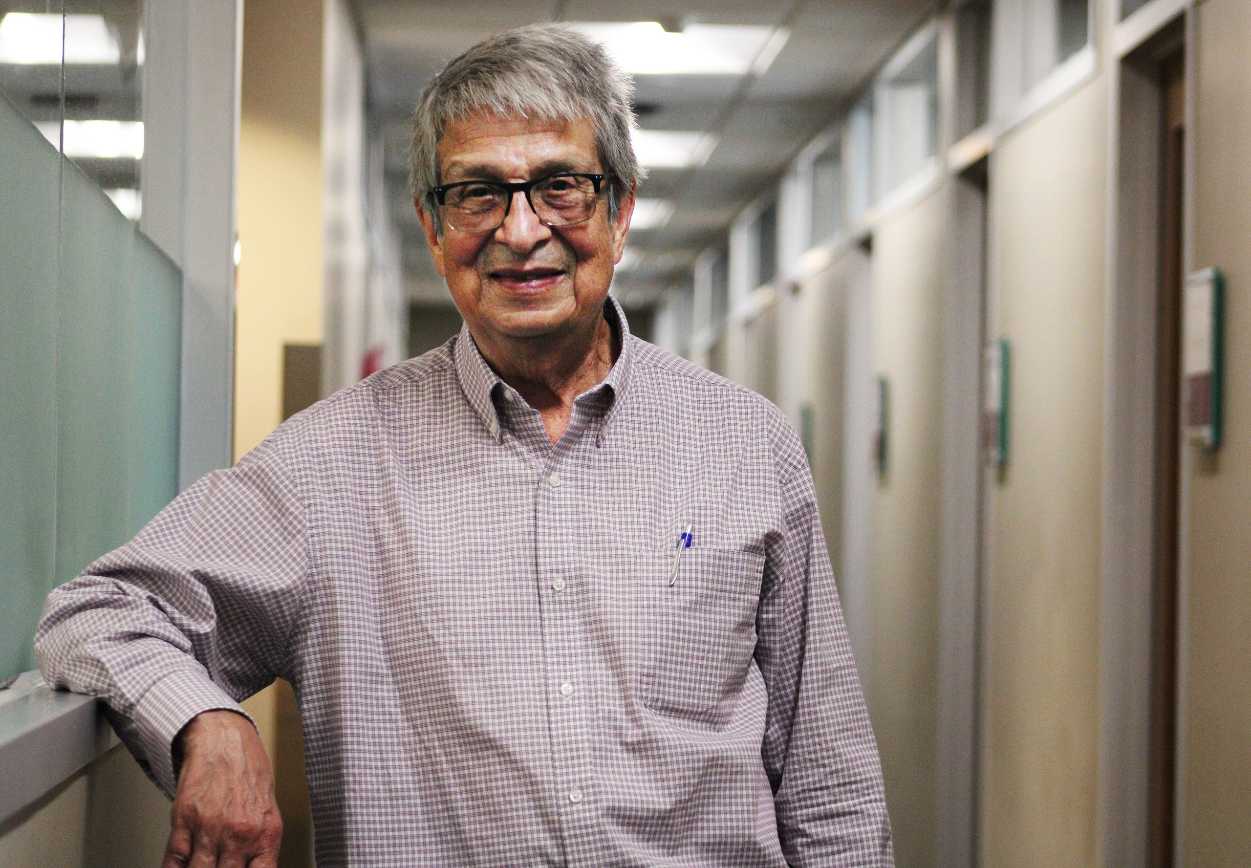 EDUCATION: Spanish professor shares more than just novel – The Bridge News